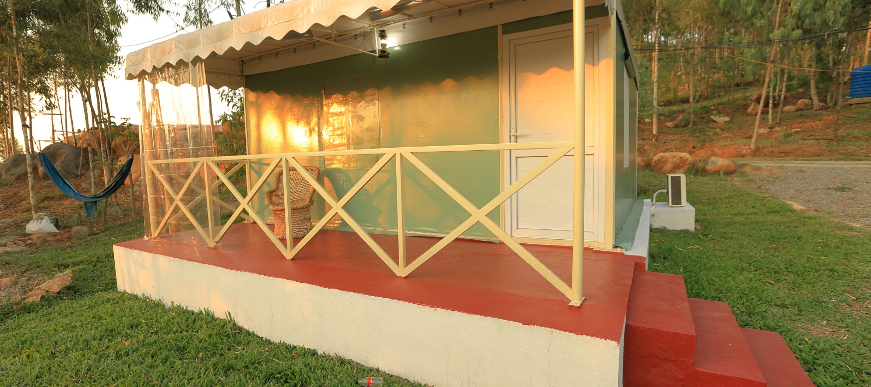 Yercaud Luxury Tent Stay – Glamorous Camping in Nature