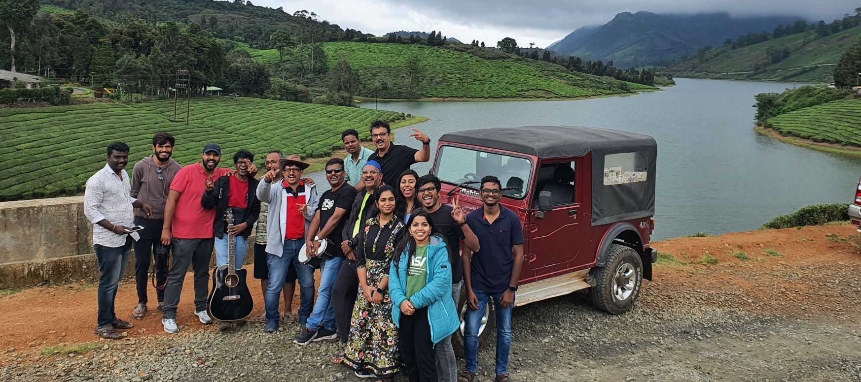 Munnar Complete Tour Package | Kolukkumalai Sunrise Trek, Meghamalai ...